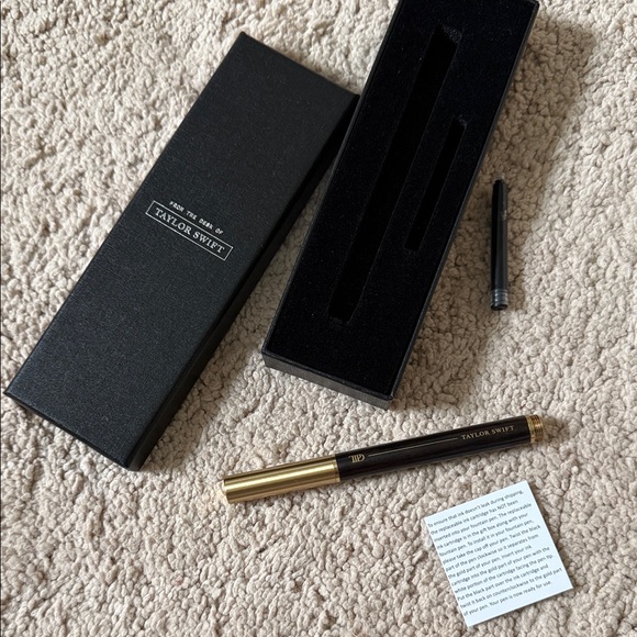 Taylor Swift | Office | Brand New Taylor Swift The Tortured Poets ...